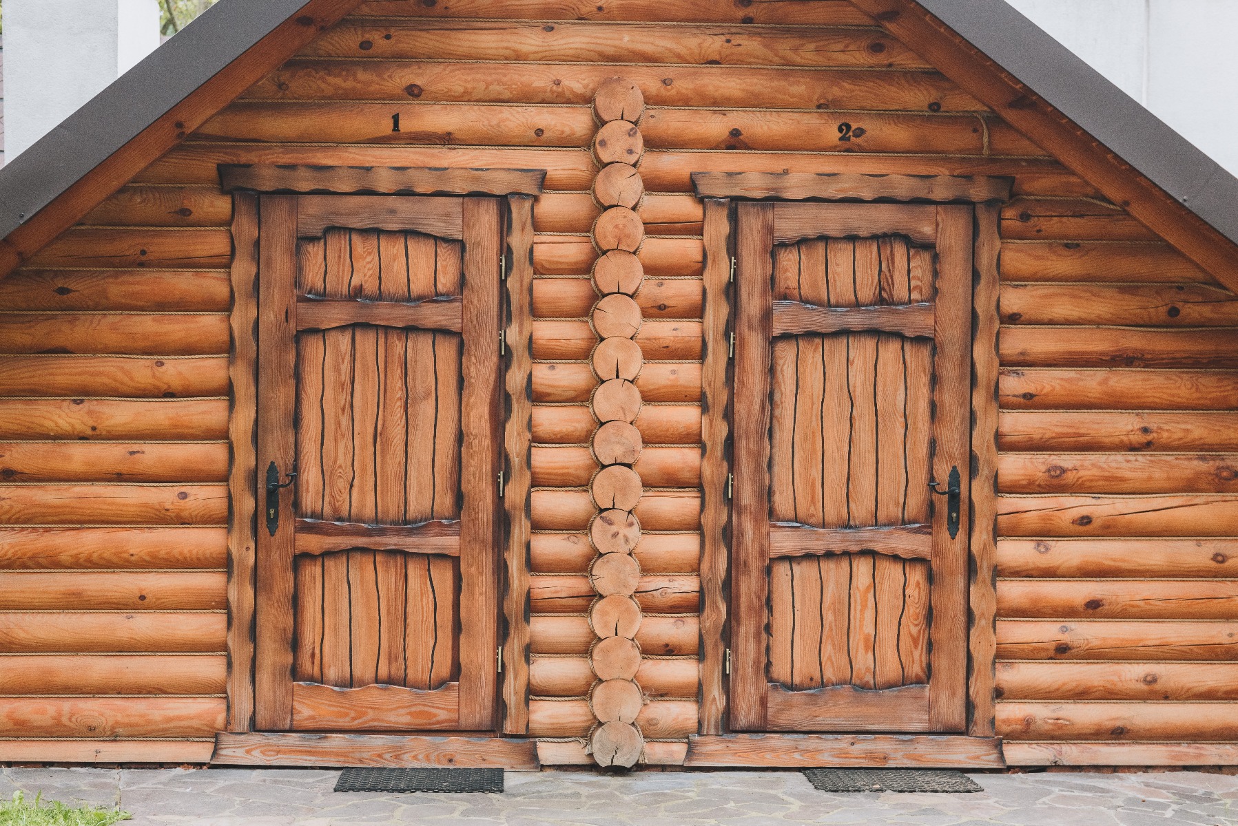 Wood Log Siding Withstands The Elements | The Log Home Shoppe